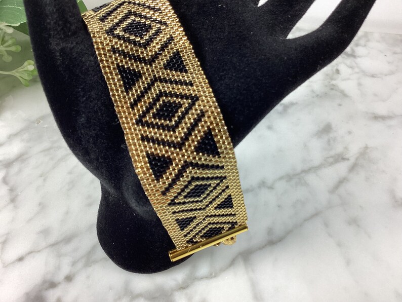 Peyote Stitch Bracelet, Beading Pattern, Geometric Pattern, Black and ...