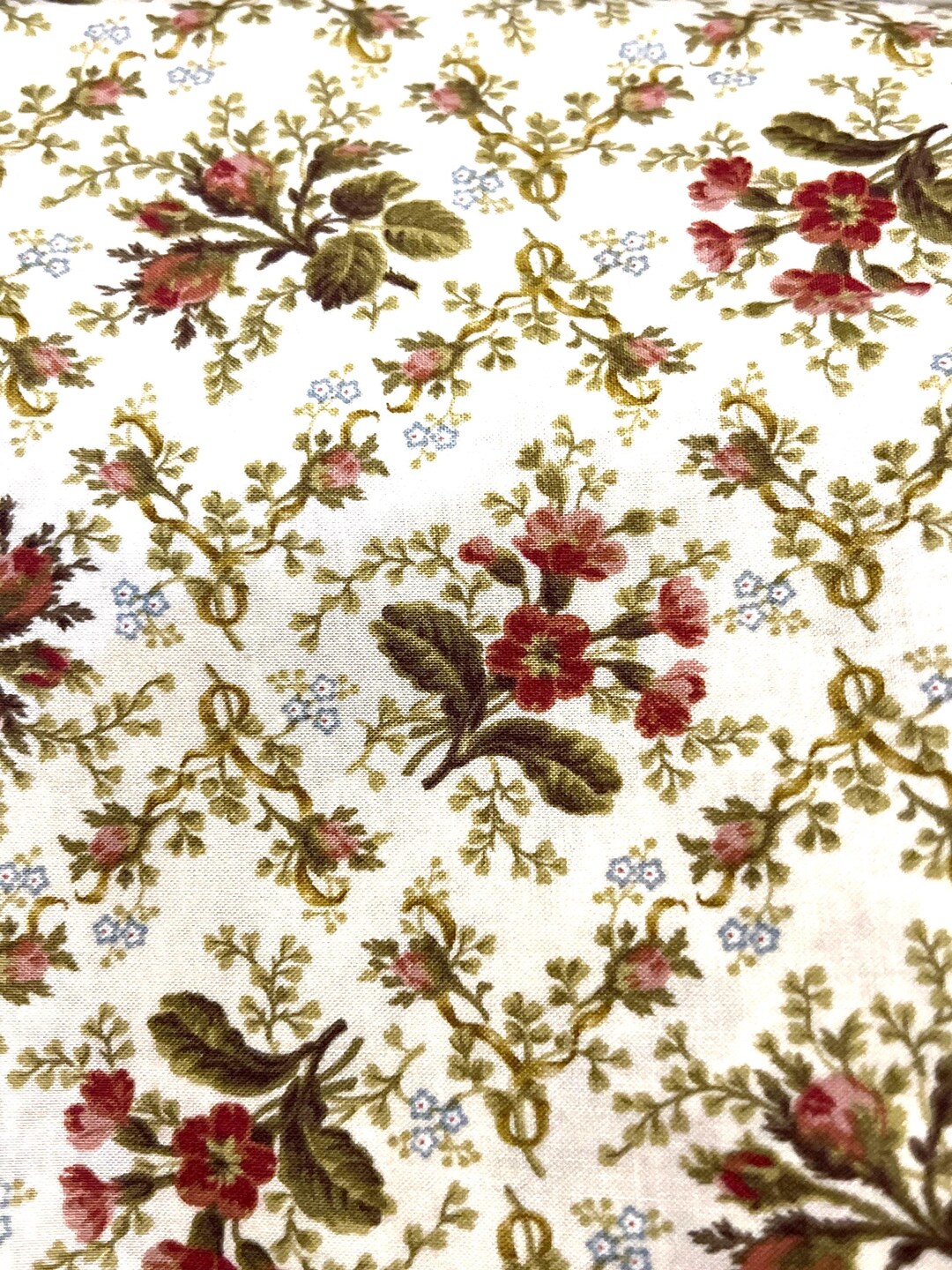 Fabric-“daphne” by Skipping Stonez Studio for Clothworks. Small Pink ...