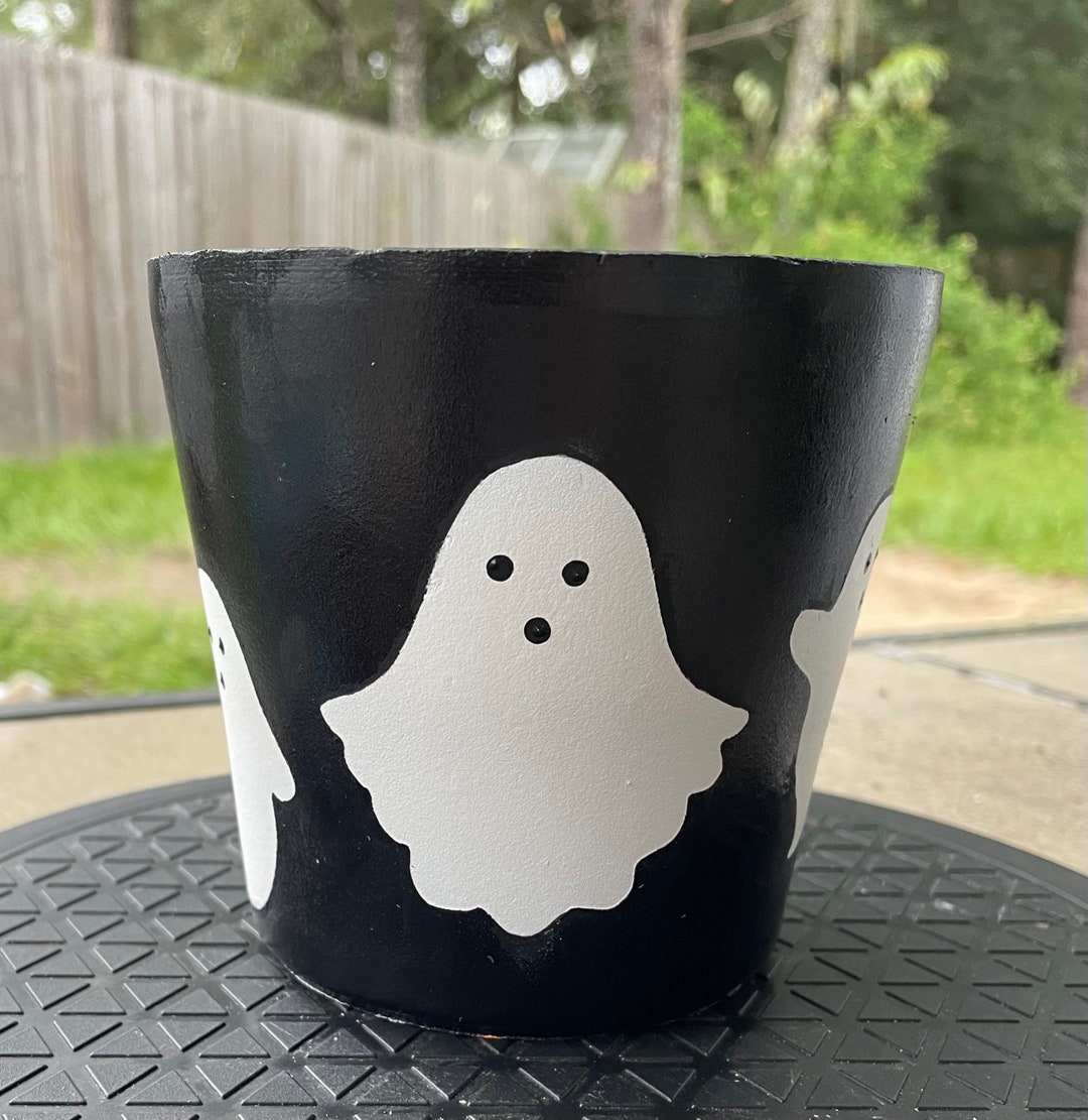 Spooky Halloween Ghosts Hand-painted Pot - Etsy