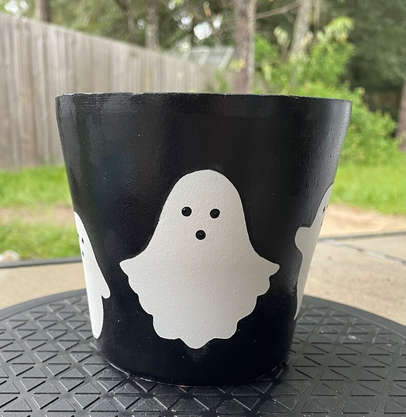 Spooky Halloween Ghosts Hand-painted Pot - Etsy
