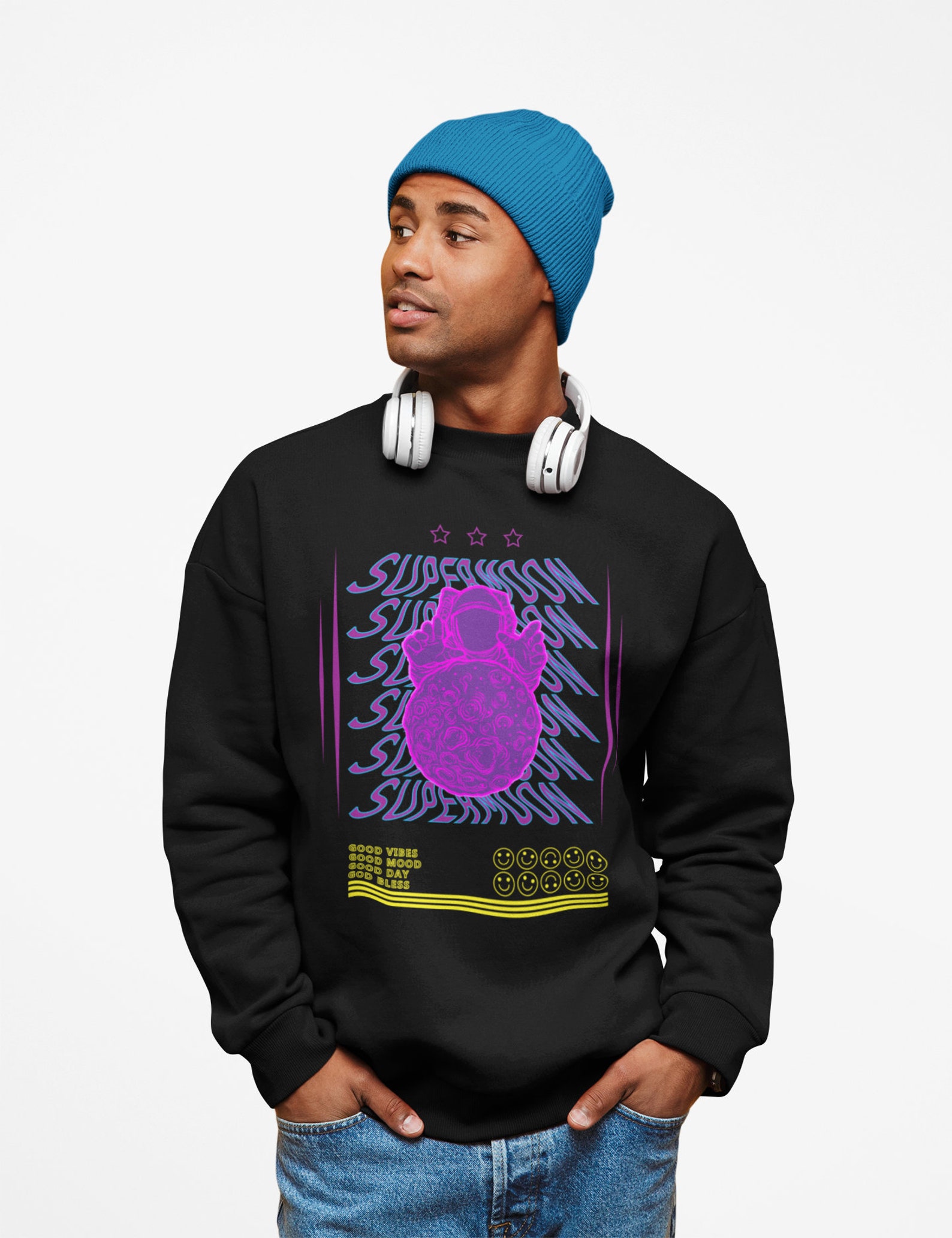 Vaporwave Clothes - Unisex Vaporwave Sweater, Future Astronaut Shirt ...