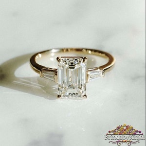 Three Stone Emerald Cut Moissanite Engagement Ring Solitaire Moissanite ...
