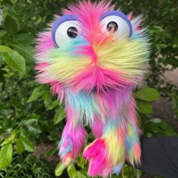 Monster Puppet - Etsy