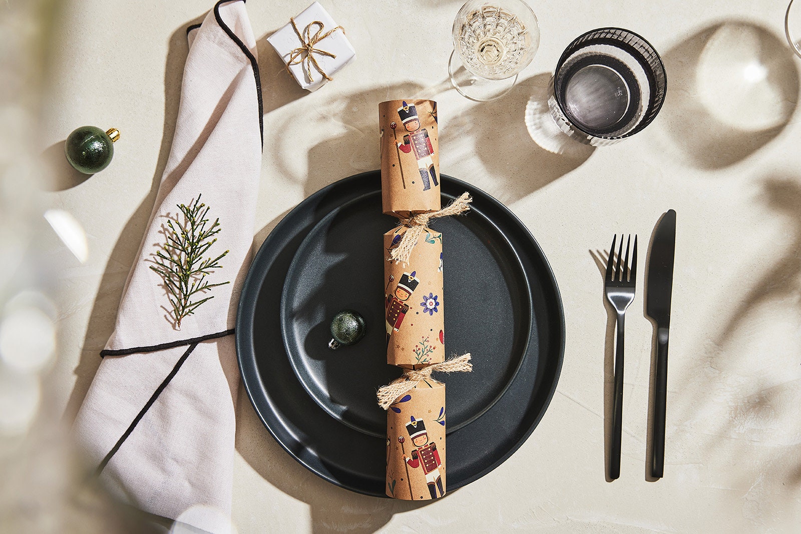 Eco-friendly, Kraft Toy Solider 12, Box of 8 Bonbon Crackers - Etsy