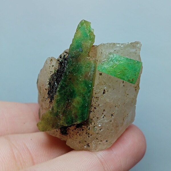 Raw Emerald Stone - Etsy