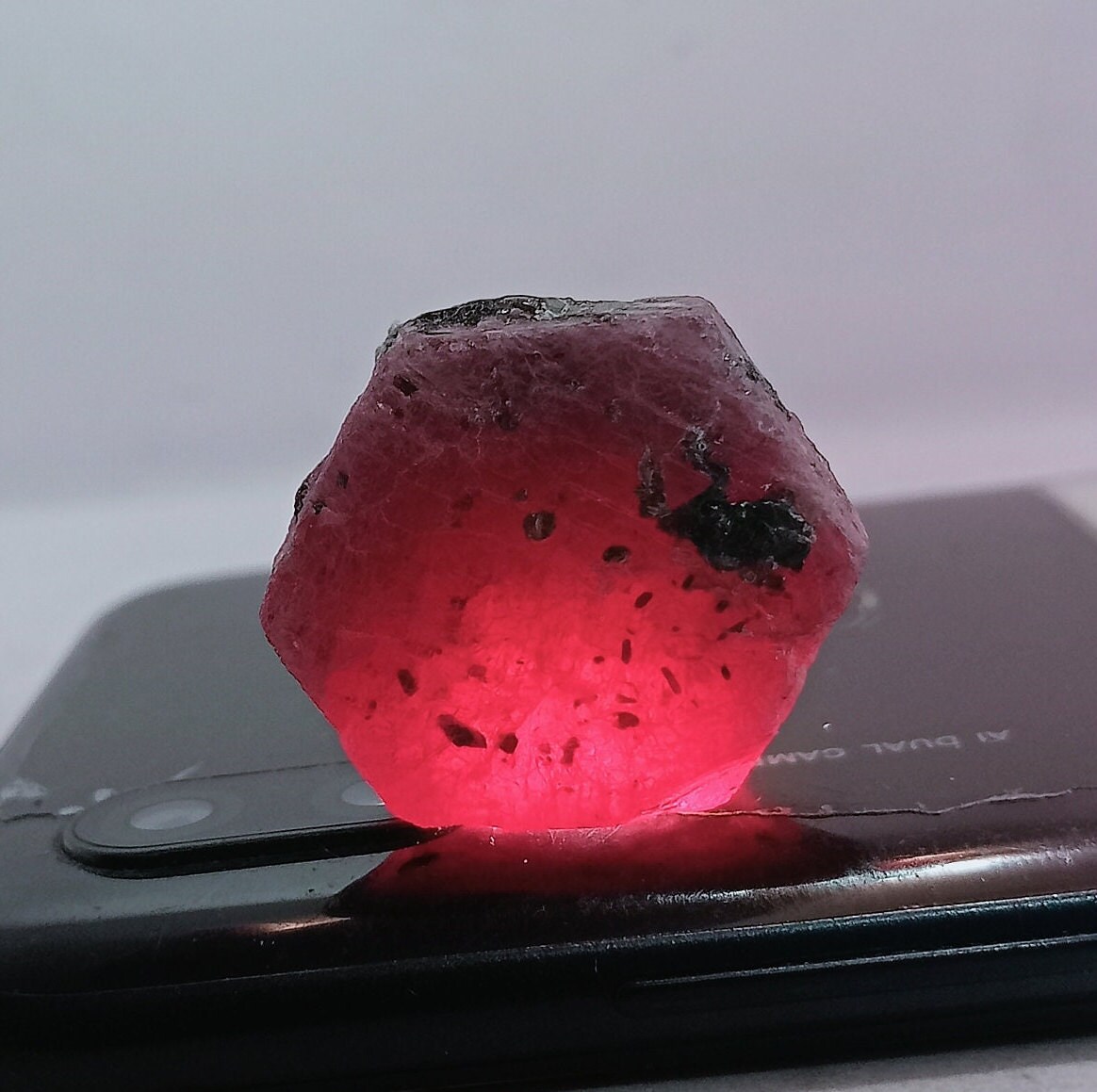 Gros rubis brut, véritable brut naturel brut, rubis naturel brut des ...