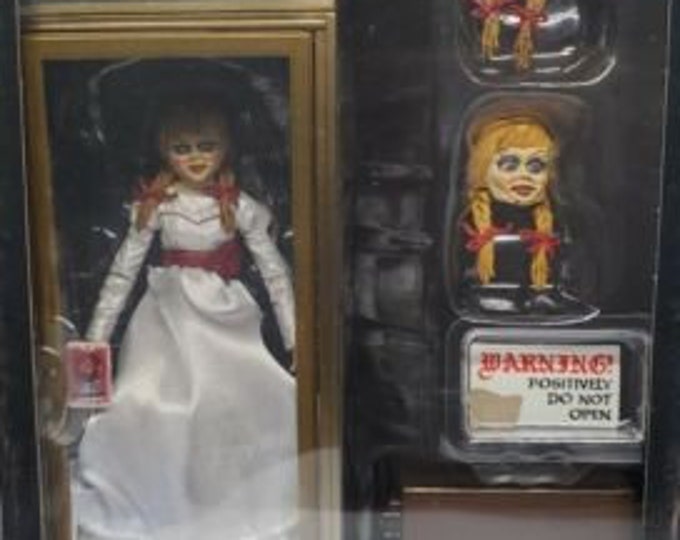 NECA Annabelle Ultimate 7 SEALED 2019 Annabelle Comes - Etsy