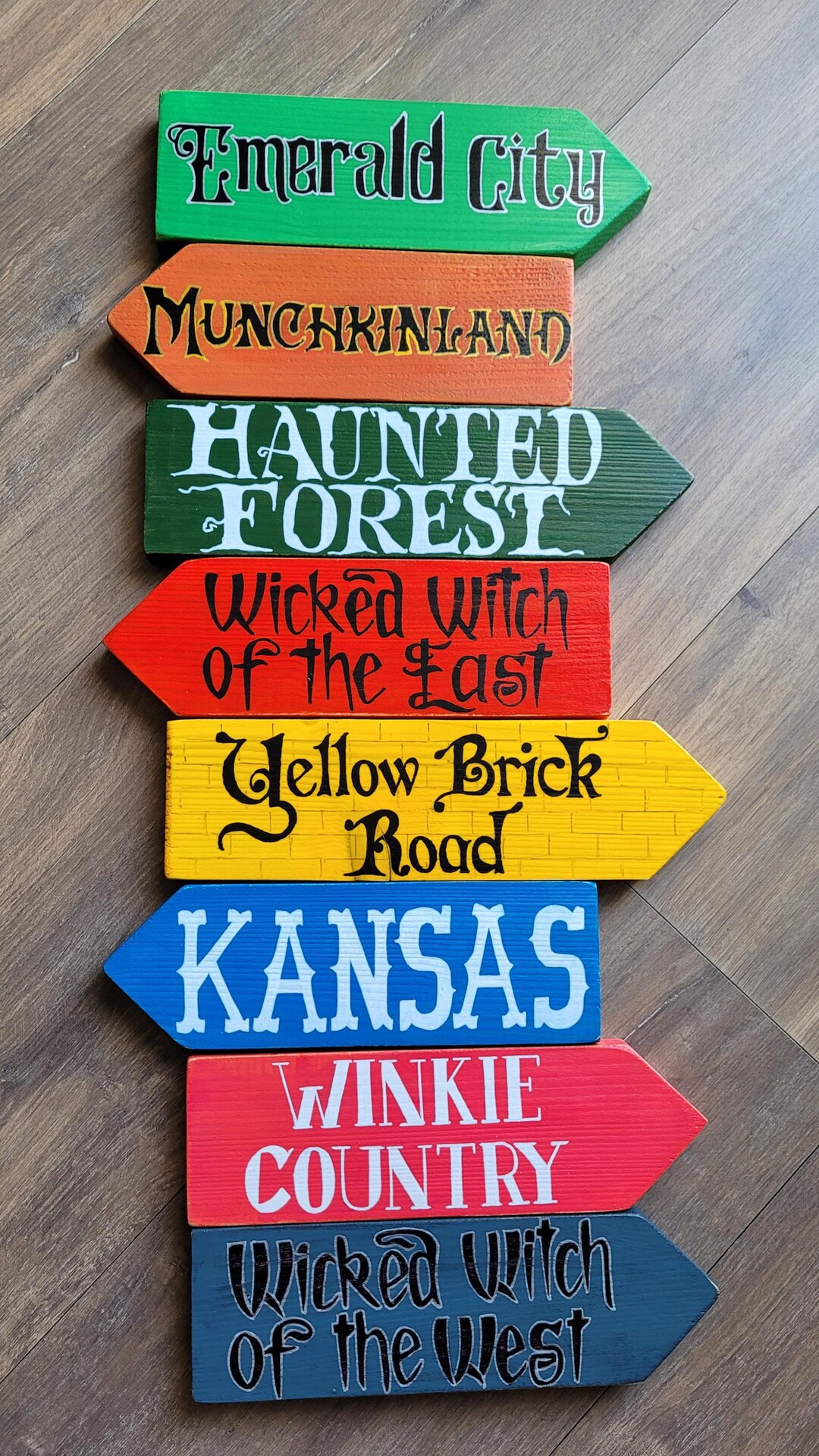 Wizard of Oz Inspired Wood Direction Signs. - Etsy UK