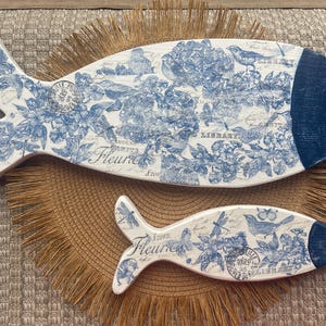 Blue Willow Wooden Fish, Blue and White, Fish Art, Beach Decor, Coastal ...