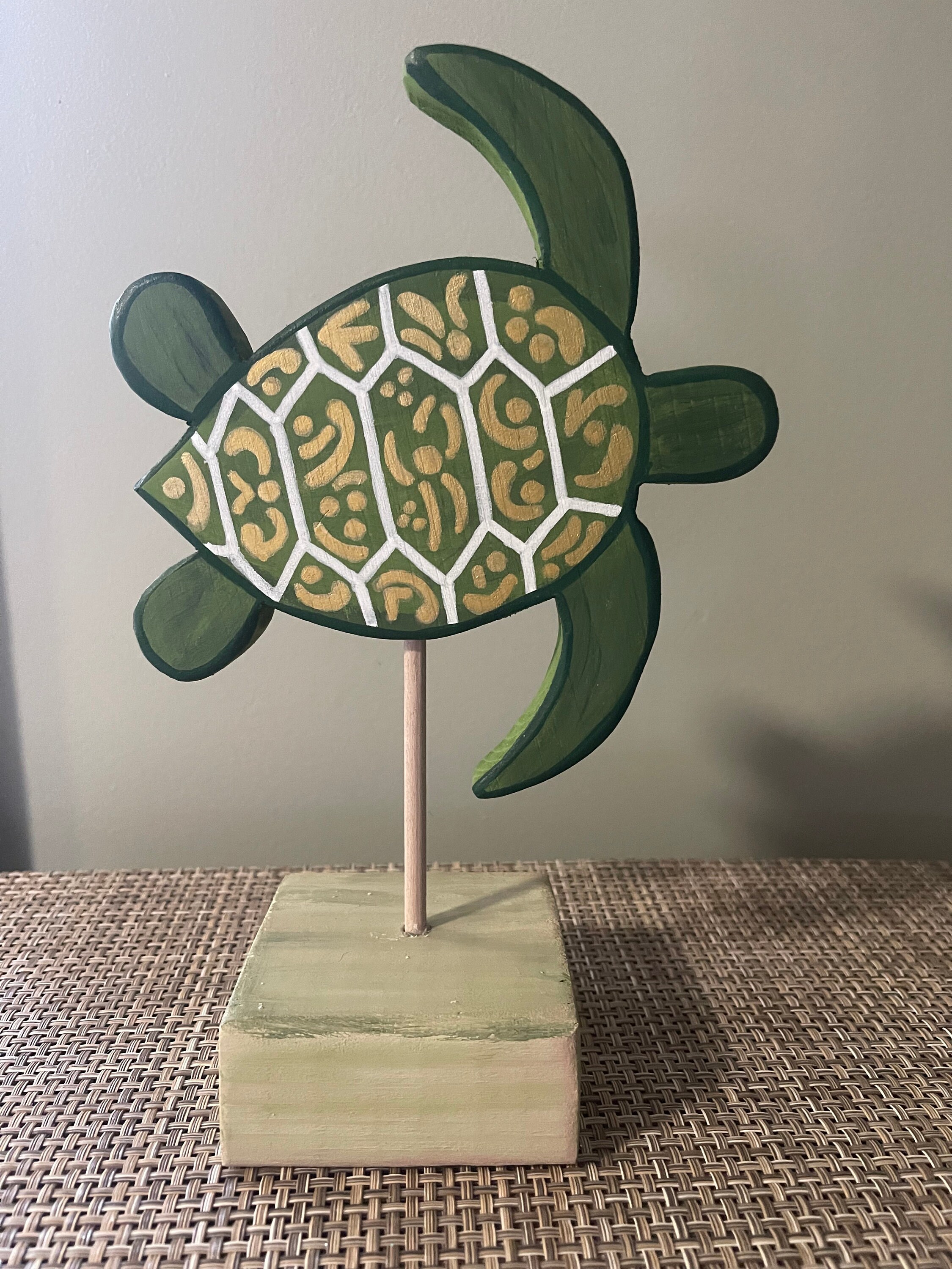 Tabletop Fish Art Painted Wooden Sea Turtle Home Decor Fish on a Stick ...
