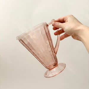 Vintage Pink Jeanette Poinsettia Pattern Depression Glass Pitcher - Etsy