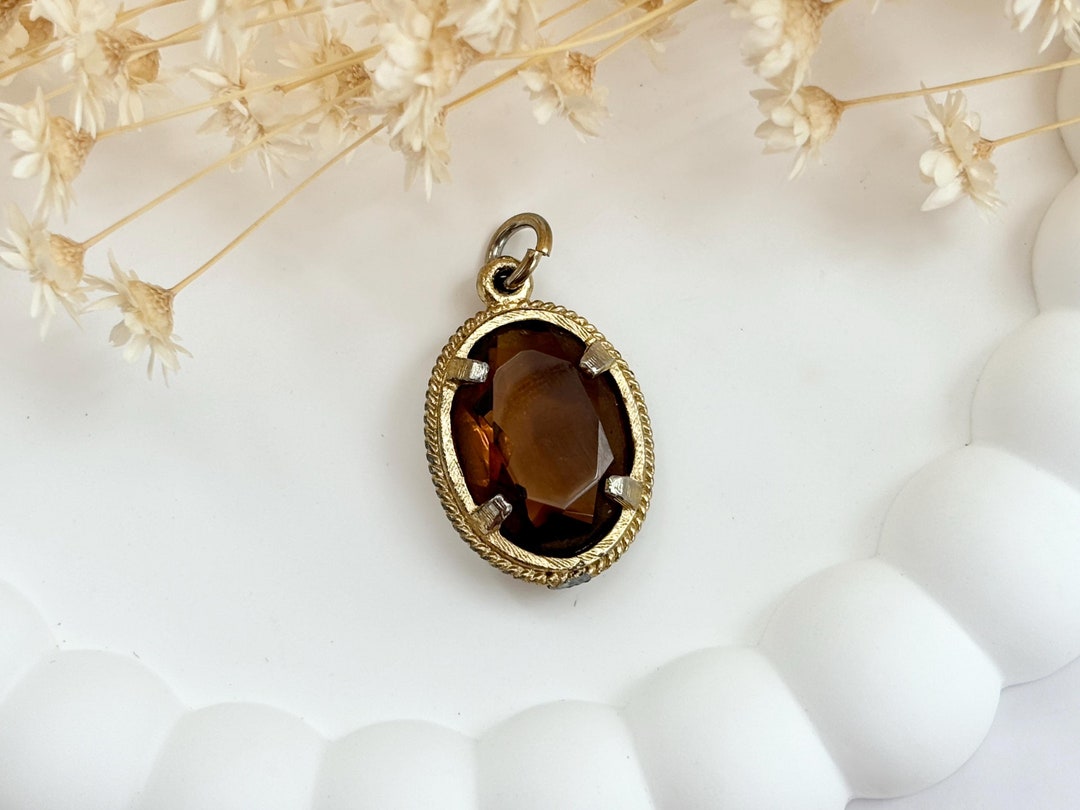 Oval Gold Toned Burnt Gold Brown Vintage Retro Prong Held Rhinestone ...
