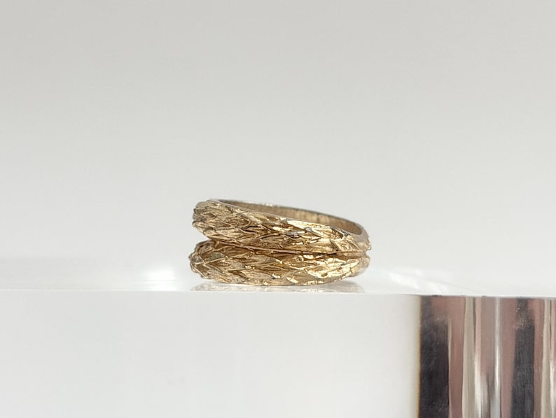 Snake Style Textured Wrap Around Gold Toned Chunky Vintage Ring - Sz 6 - Etsy