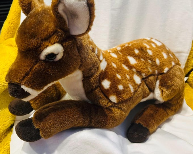 2015 FAO Schwarz Toys R Us Deer Fawn Laying Realistic Plush Soft Toy ...