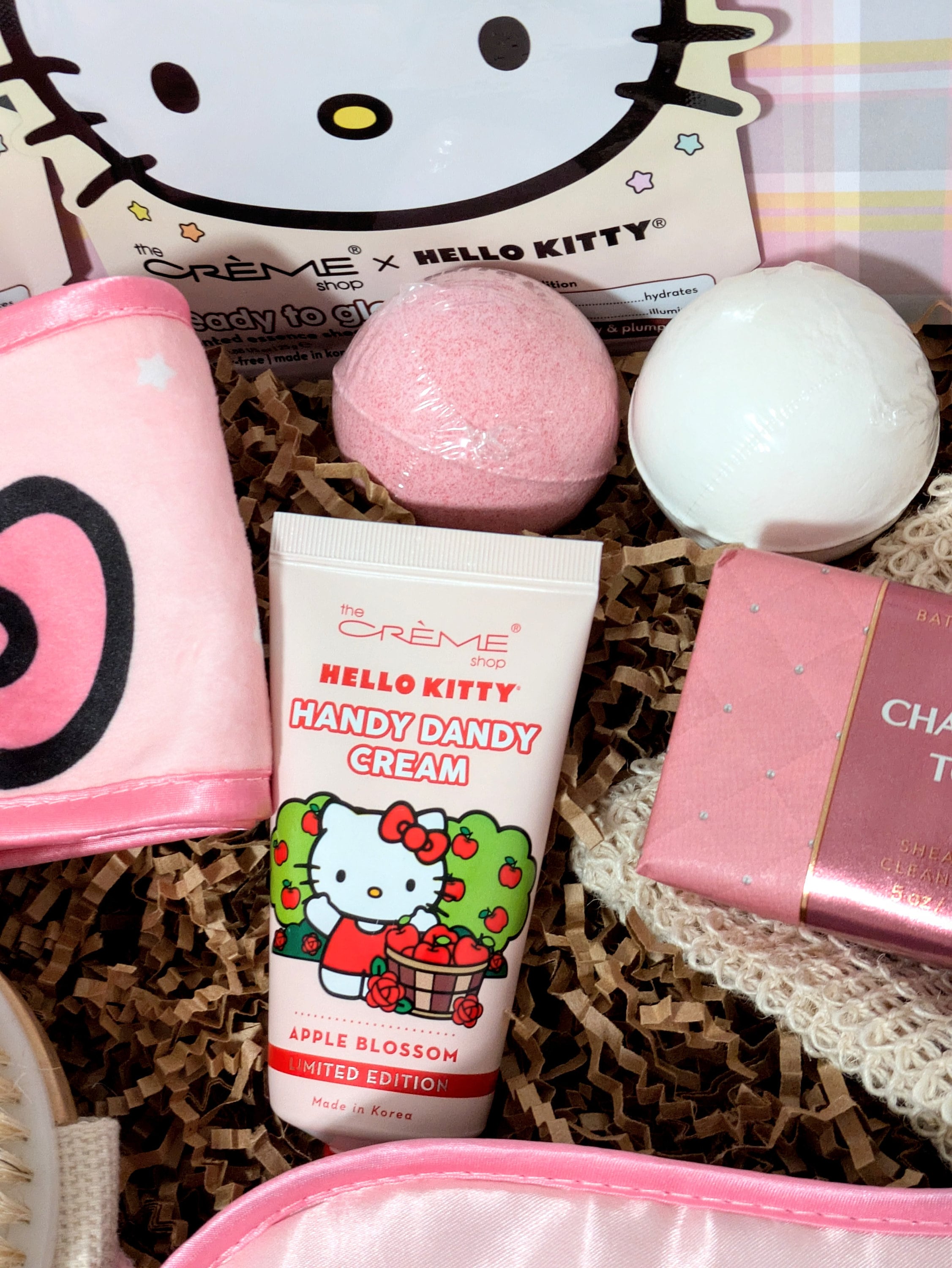 Hello Kitty Gift Box, Pink Cozy Gift, Hello Kitty Lover, Rest ...