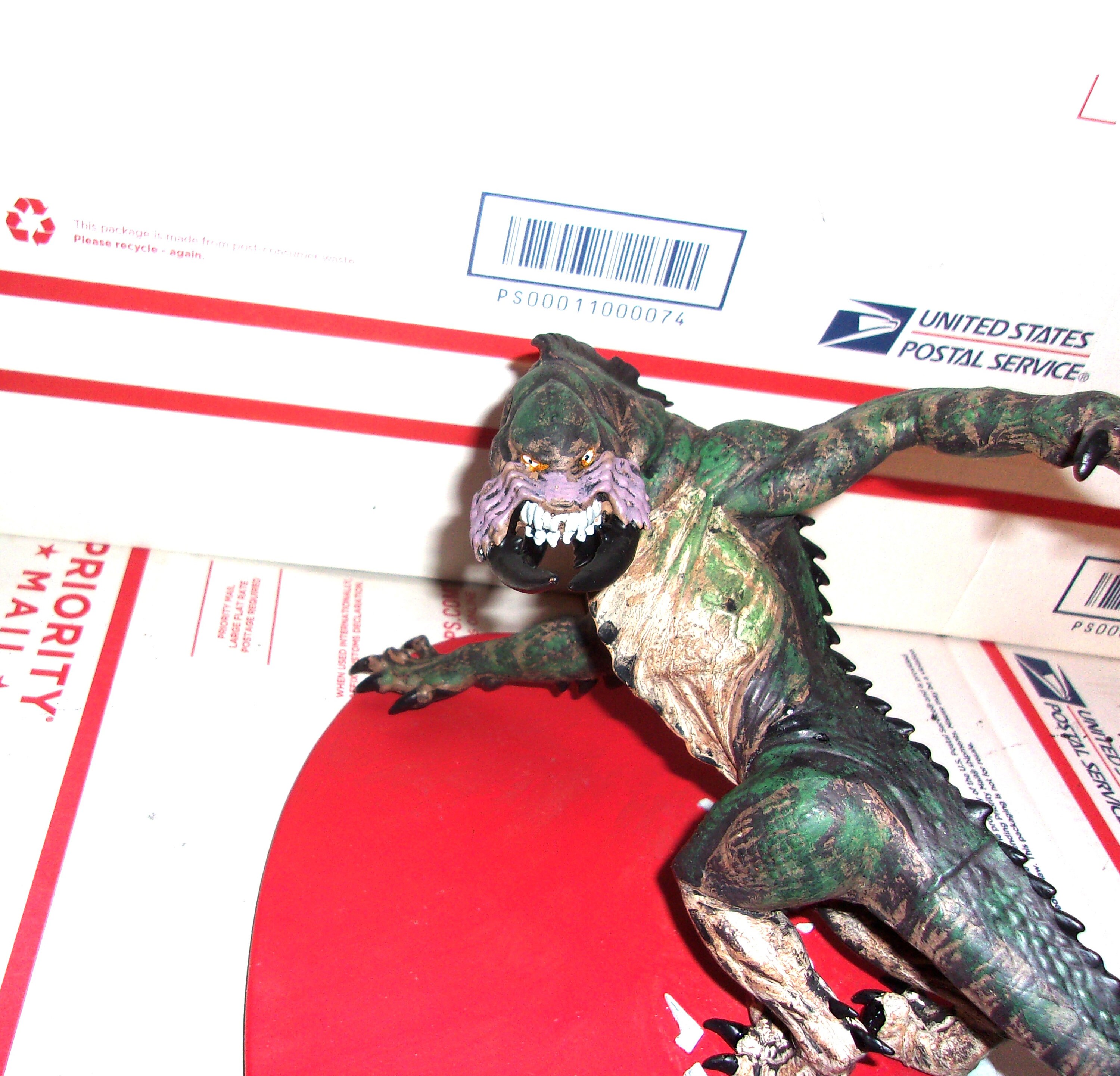 The Relic Kothoga Swat Officer Display Model - Etsy