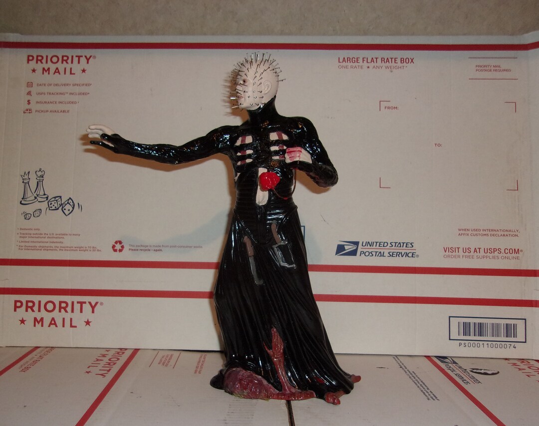 1/6 Hellraiser Pinhead Statue. - Etsy