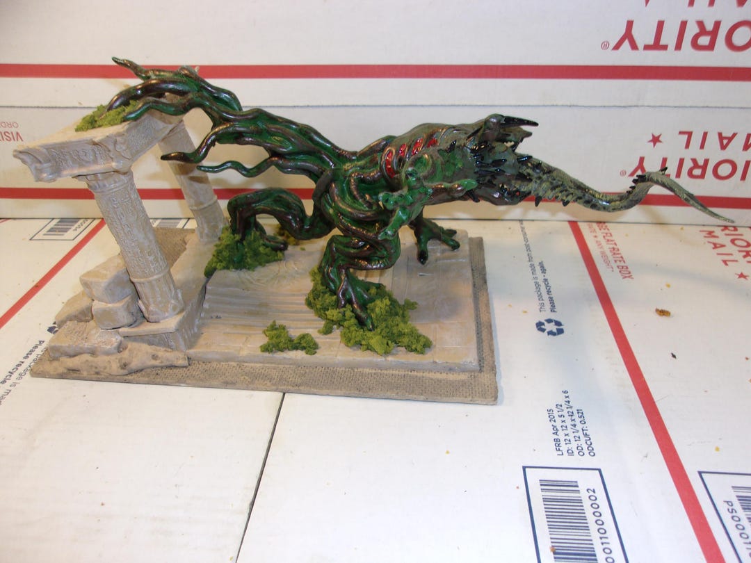Reaper Nyarlathotep Statue Diorama Built and Painted - Etsy Canada