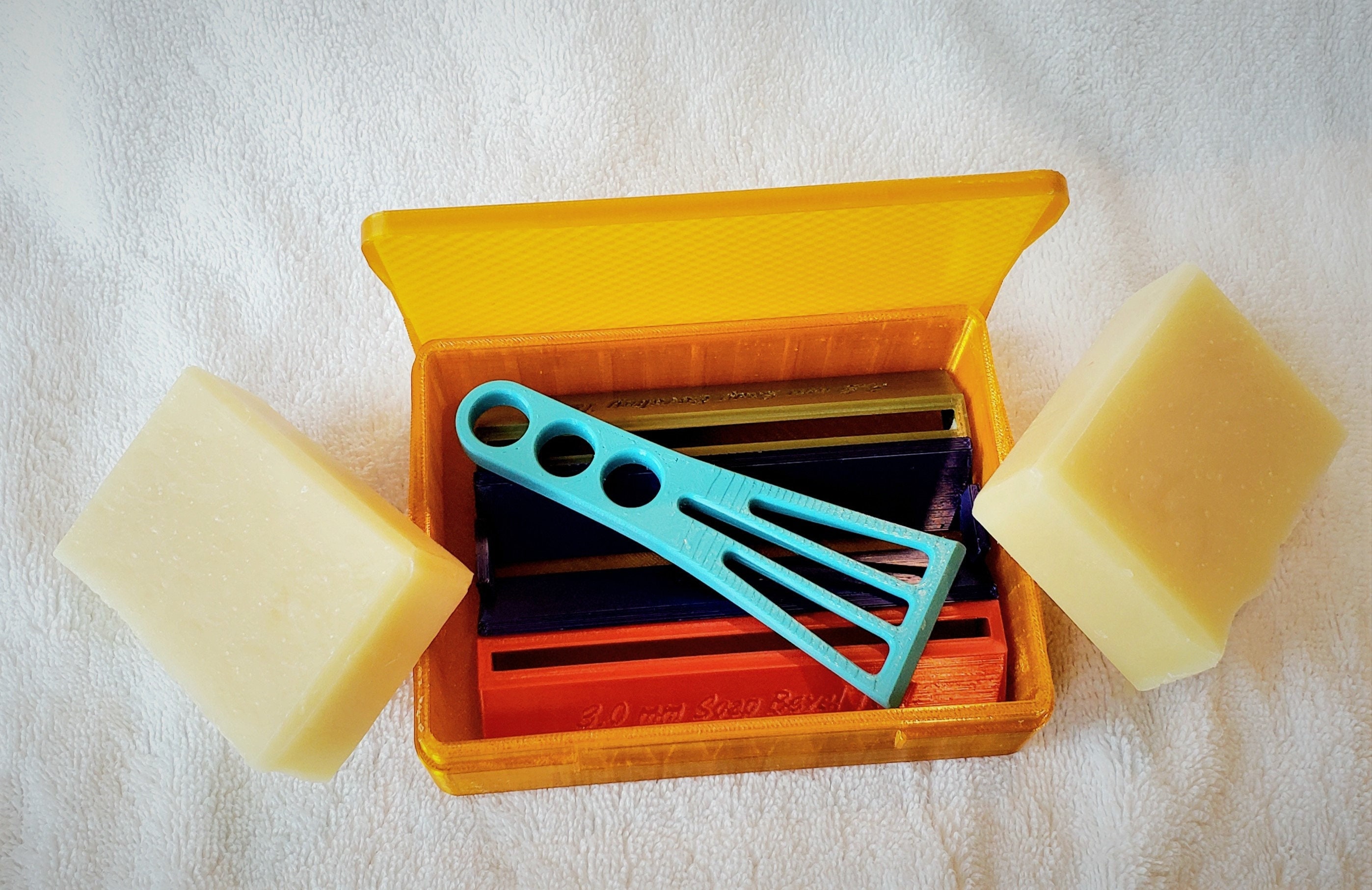 EZ Soap Beveling Kit: Soap Bar Beveler Tools With Straight Edge Scraper ...