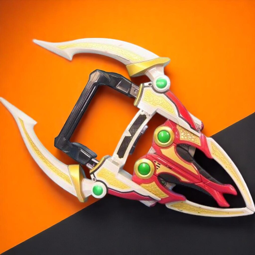 BANDAI Kamen Rider Blade DX Wild Thrasher - Awaken Sickle Prop Toy ...