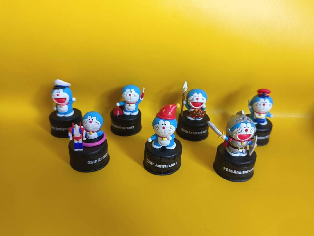 RARE Lot of 7-11 7 Doraemon Movie 25th Anniversary Japan Special Bottle ...