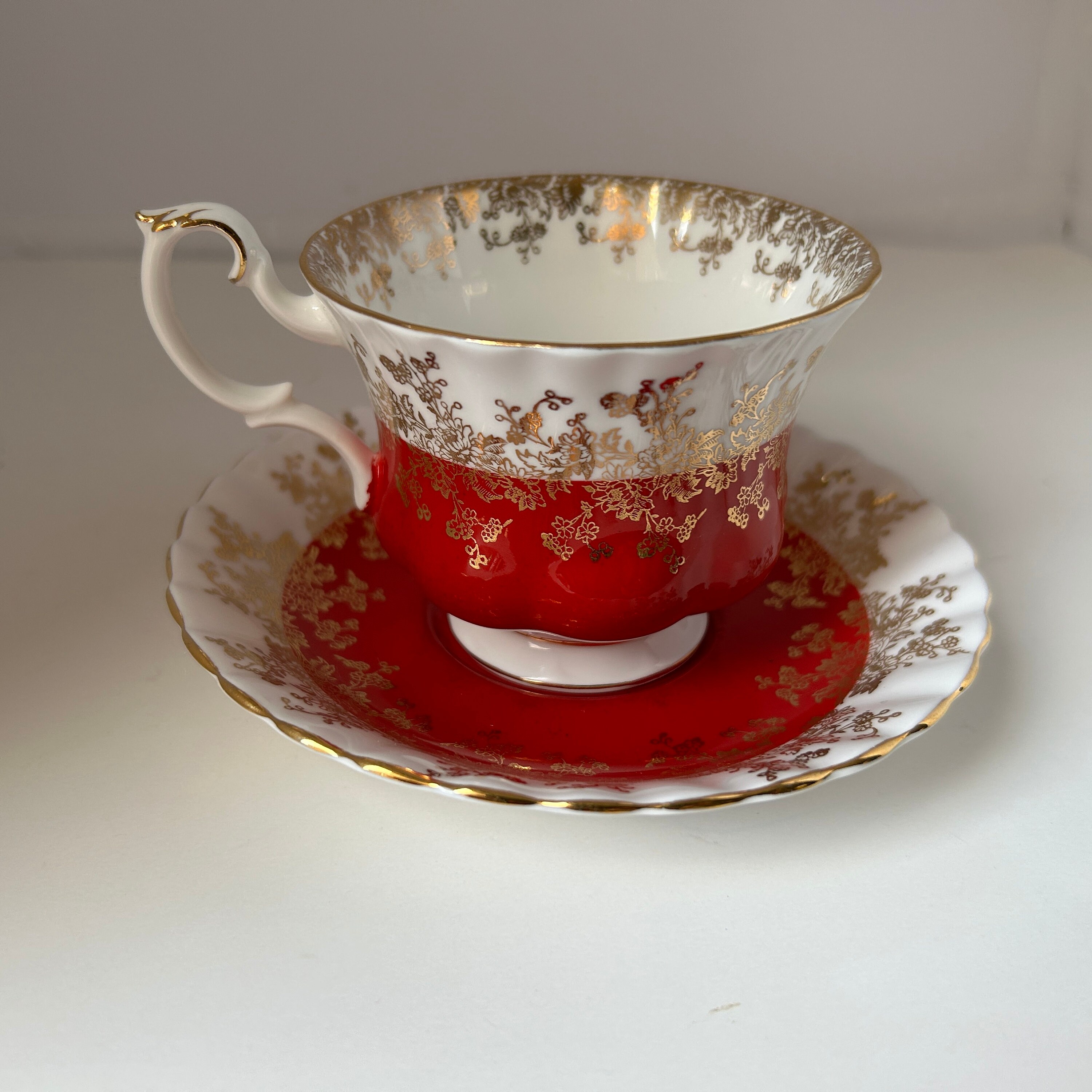 ROYAL ALBERT Teacup and Saucer Bone China England 4396 - Etsy
