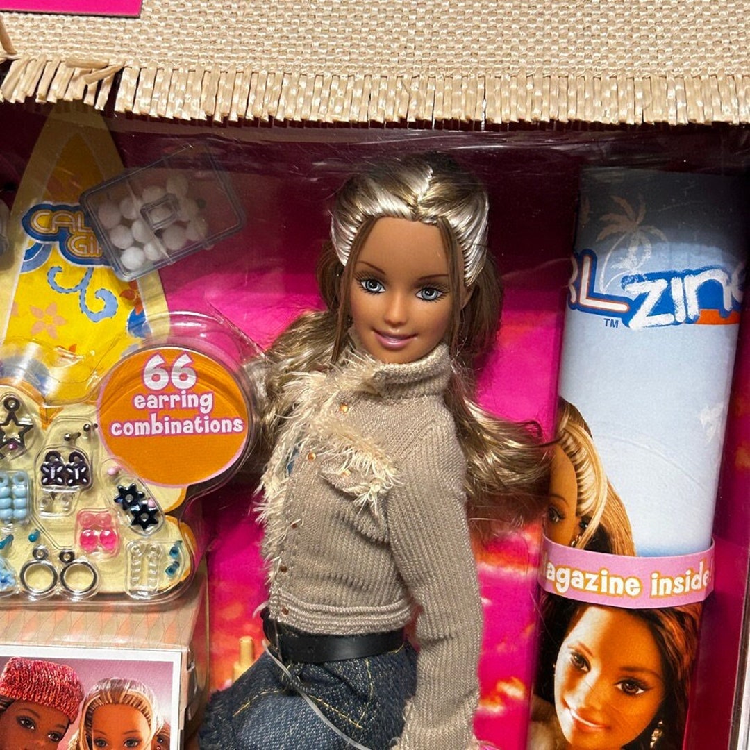 BARBIE CALI GIRL, 2004 Cali Girl so Excellent Earrings Barbie New in ...
