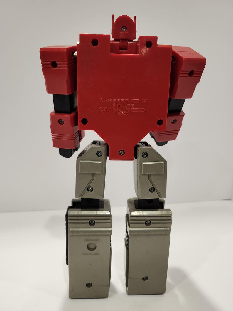 1984 Hasbro Takara G1 Transformer Action Figure Auto Bot Boom Box ...