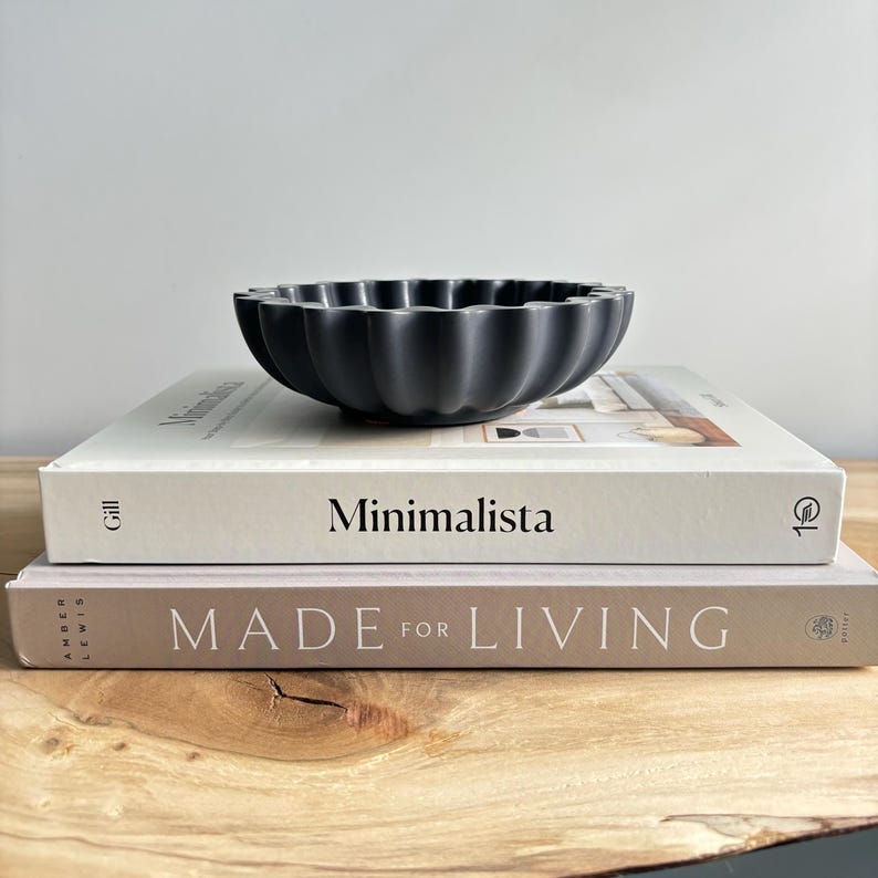 Kyma - Handmade Concrete Ruffle Bowl: Decorative Centerpiece (6 Inch ...