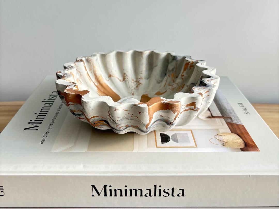 Kyma - Handmade Concrete Ruffle Bowl: Decorative Centerpiece (6 Inch ...