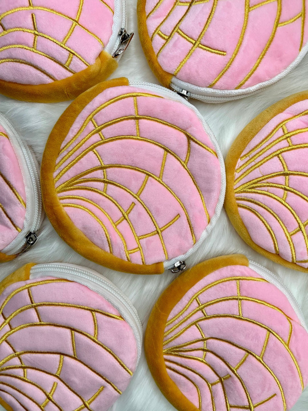 Pink Concha Coin Purse || Pan Dulce || Coin Purse || Coin Bag Makeup ...