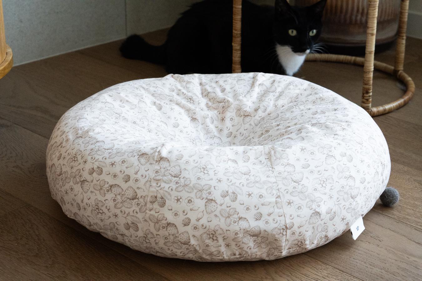 Strawberry Cream Pudding Bed for Cats and Dogs - Etsy