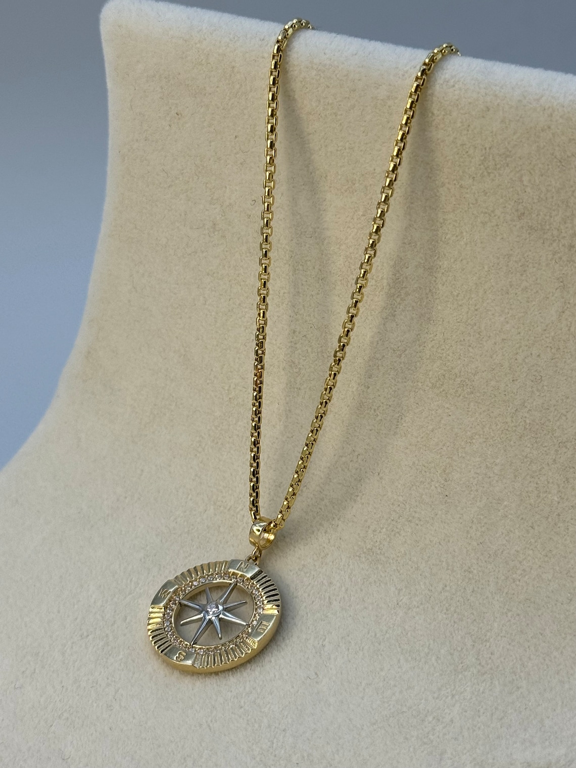 14K Solid Gold Compass Necklace, Compass Jewelry, Solid Gold Necklace ...