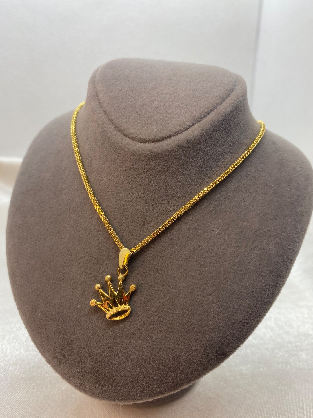 18K Solid Gold King's Crown Necklace, Royal King Necklace, Dainty ...