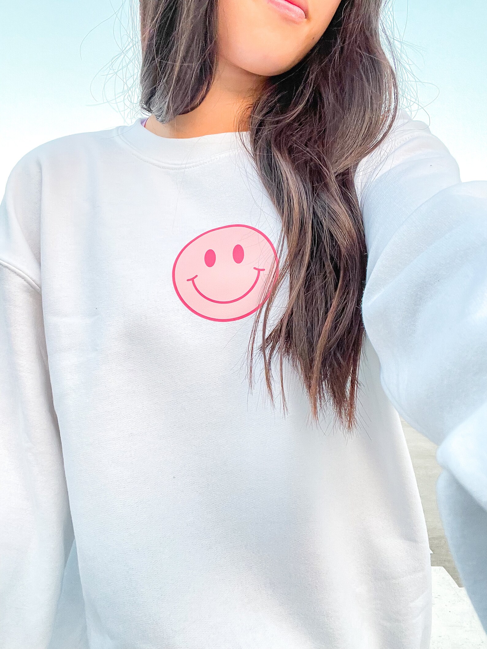XOXO Smile Face Sweatshirt- Beach Sweatshirt Minimalist Athletic Preppy ...