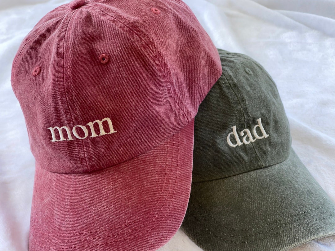 Mom and Dad Baseball Caps, Set of 2 Pregnancy Announcement Hats ...