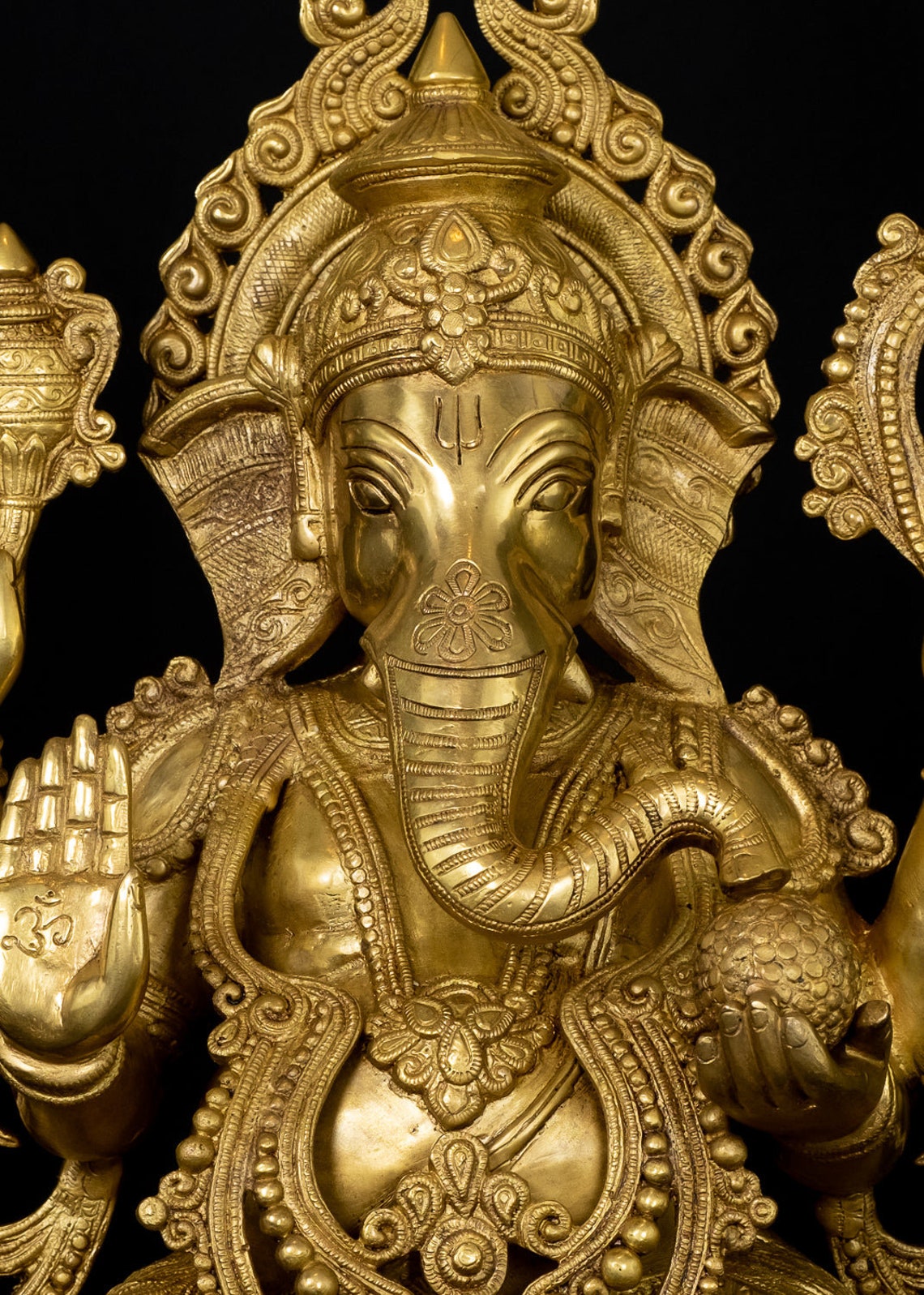 21 Inches Ganesha Brass Statue, Brass Ganesha Statue Large, Ganesh ...