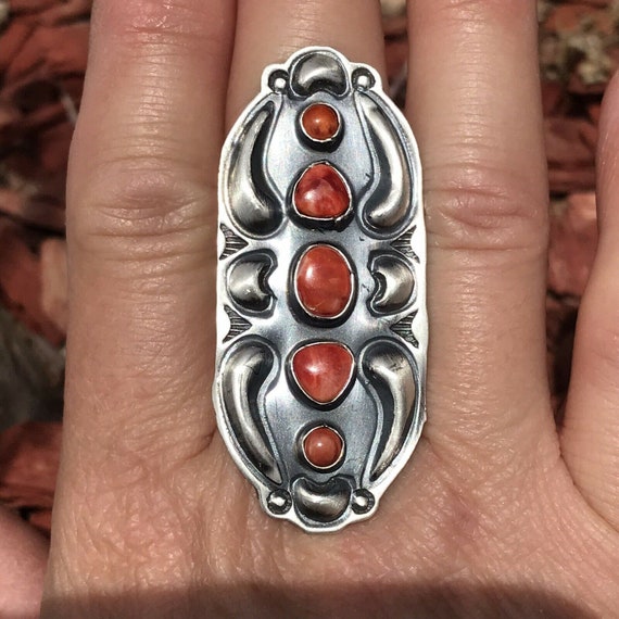 Navajo Sterling Silver Orange Spiny Oyster 5 Stone Ri… - Gem