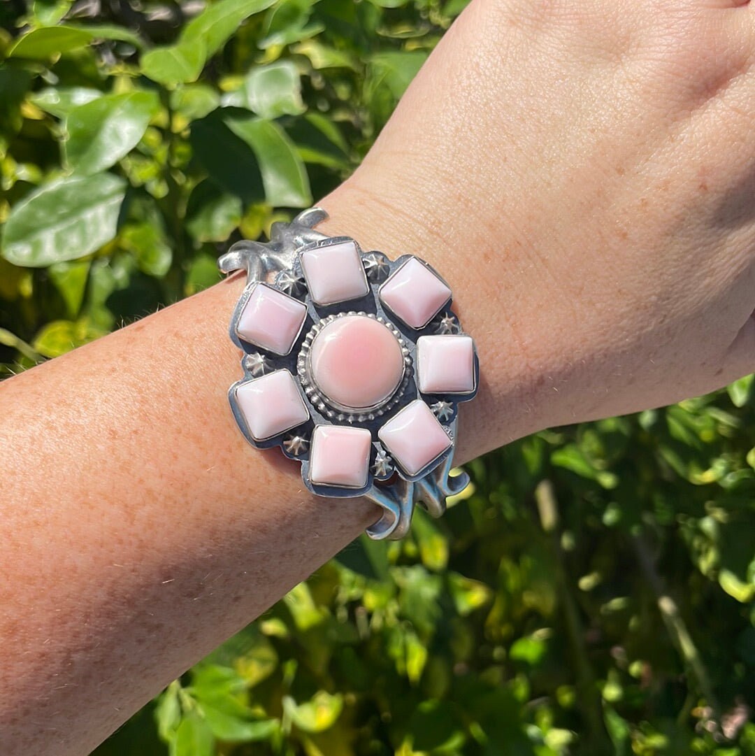 Navajo Queen Pink Conch Shell & Sterling Silver Cluster Cuff Bracelet ...