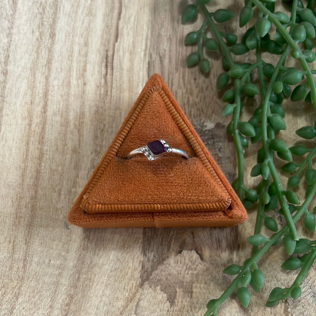 The Mini Navajo Onyx & Sterling Silver Single Stone Ring - Etsy