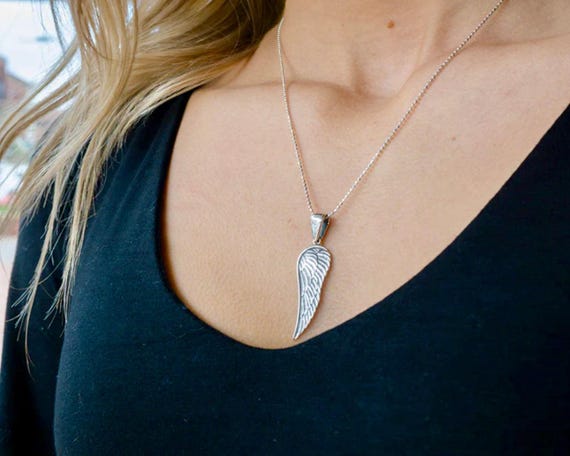 Single Angel Wing Pendant Necklace - Gem