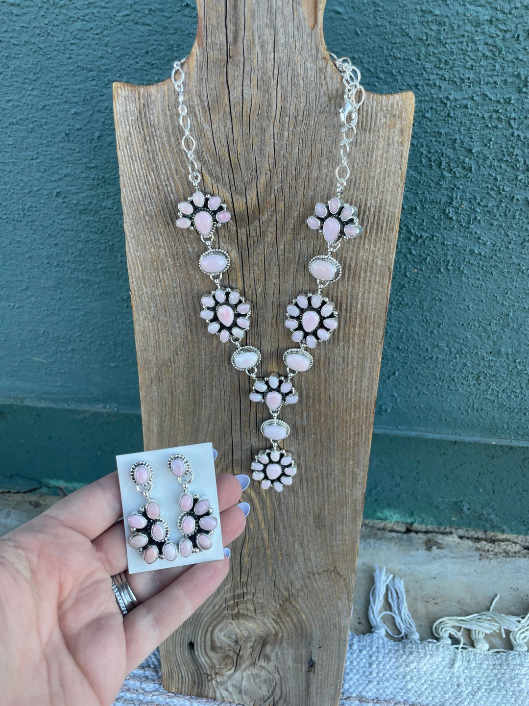 Navajo Queen Pink Conch Shell and Sterling Silver Lariat Necklace ...