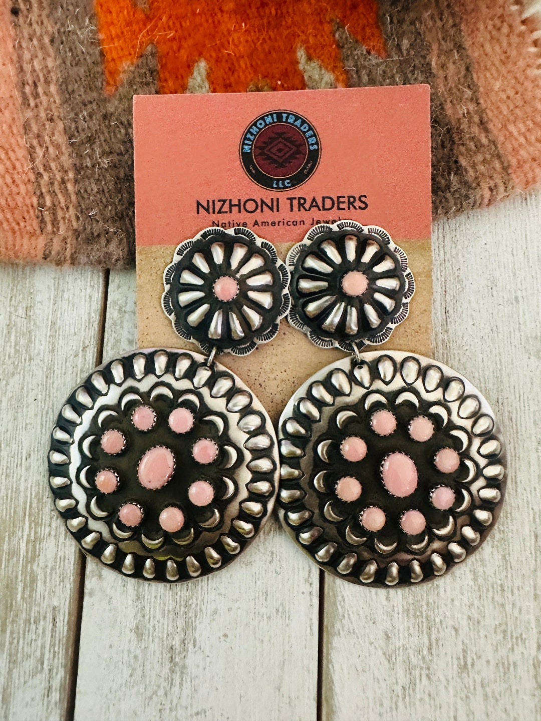 Navajo Queen Pink Conch & Sterling Silver Concho Dangle Earrings - Etsy