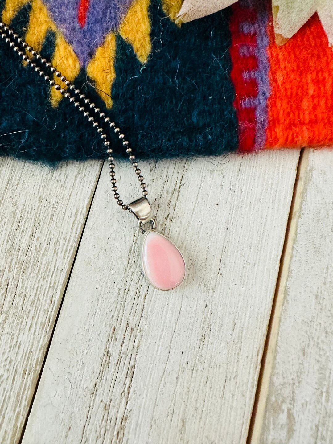 Navajo Queen Pink Conch Shell & Sterling Silver Teardrop Pendant - Etsy