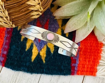 Navajo Queen Pink Conch Shell & Sterling Silver Cuff Bracelet - Etsy