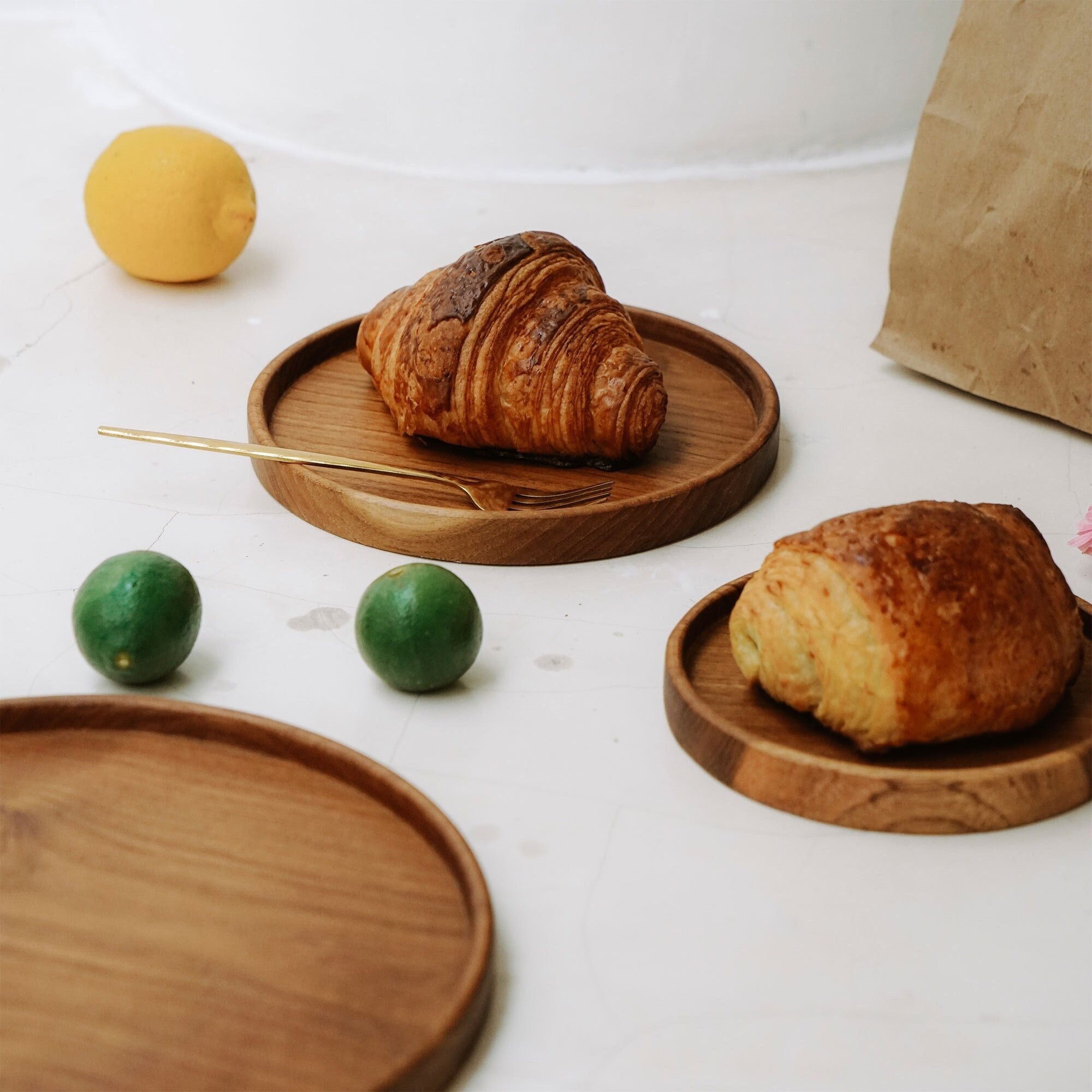 Round Wooden Pastry Plate Decorative Minimalist Wooden Plate Free ...