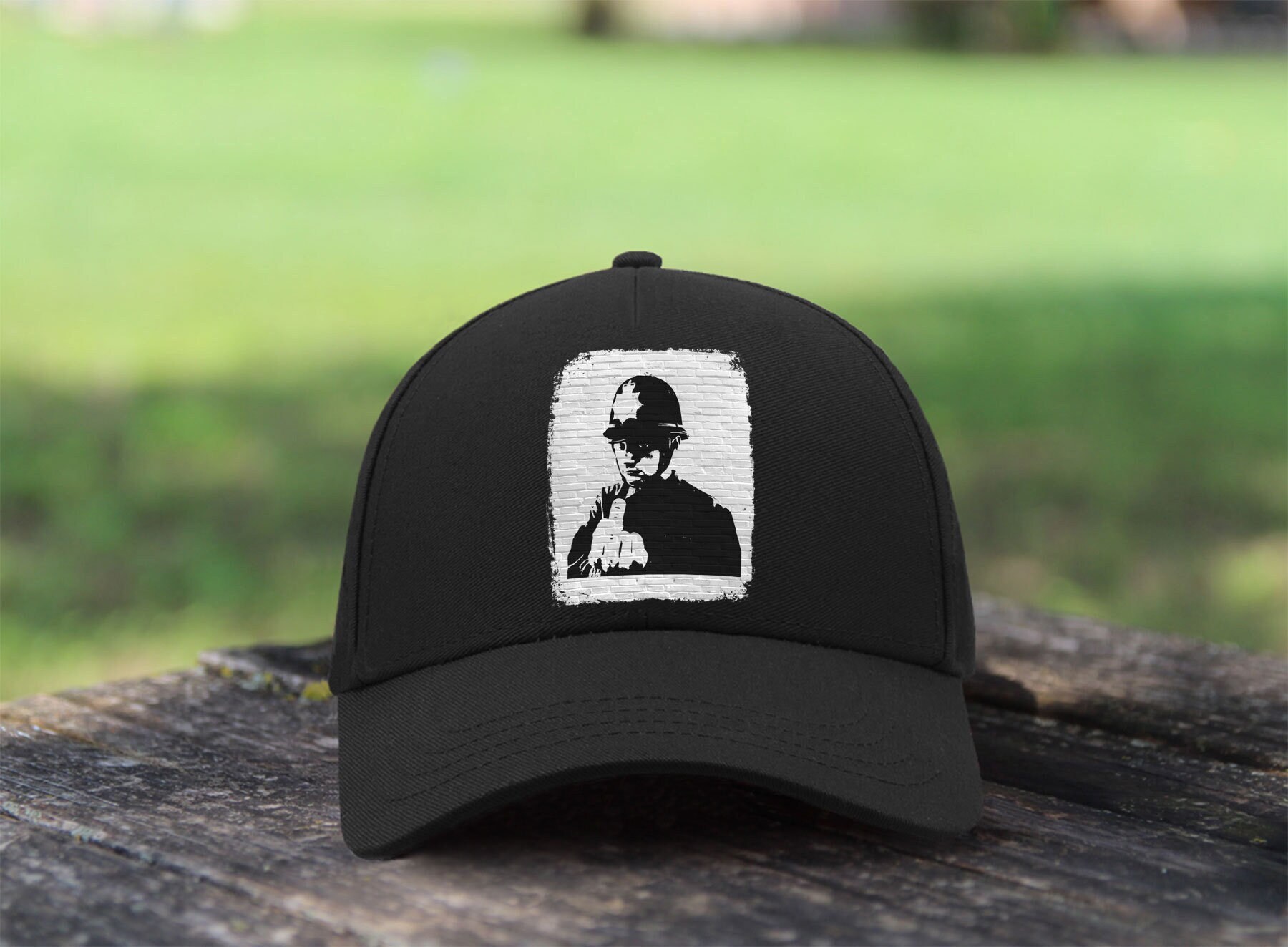 Banksy Policeman Middle Finger Graffiti / Adjustable Unisex Baseball ...