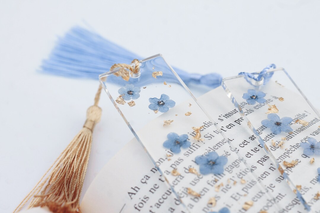 Resin and Gold Leaf Bookmark With Forget-me-not Flowers - Etsy
