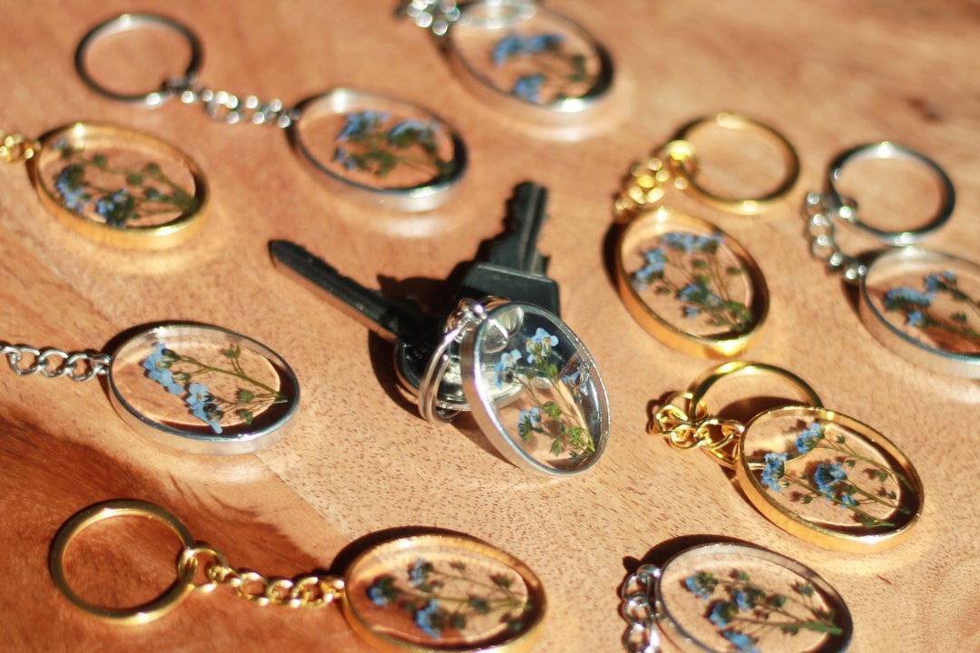 Forget Me Not Key Ring / Real Forget-me-nots / Gift for Forgetting Your ...