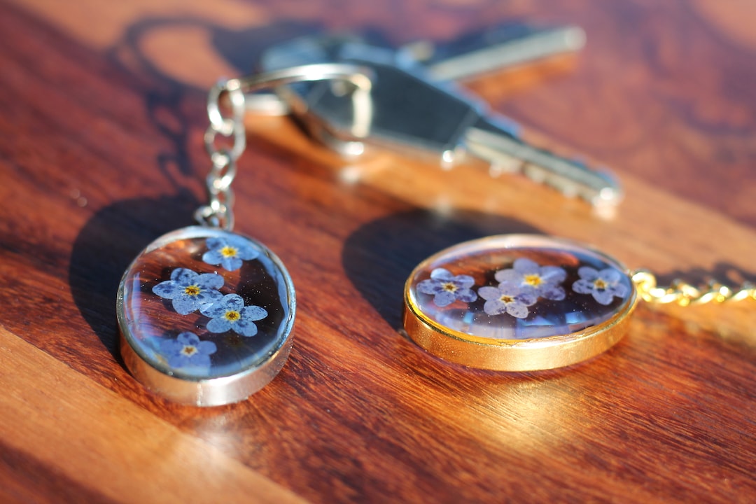Forget Me Not Key Ring / Real Forget-me-nots / Gift for Forgetting Keys ...